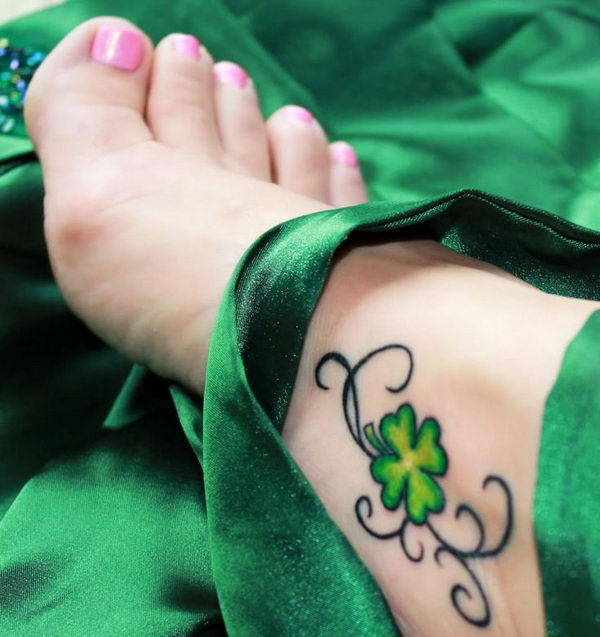 30 Cute Four Leaf Clover Tattoos 2023