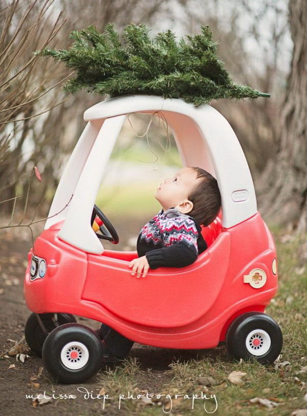 20 Fun And Creative Christmas Card Photo Ideas Hative