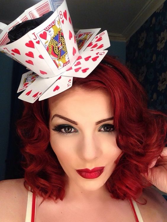 25 Queen Of Hearts Costume Ideas And DIY Tutorials 2023
